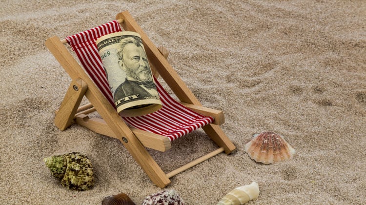 How To Travel Cheaply | 4 Tips To Make Your Money Go Further ...